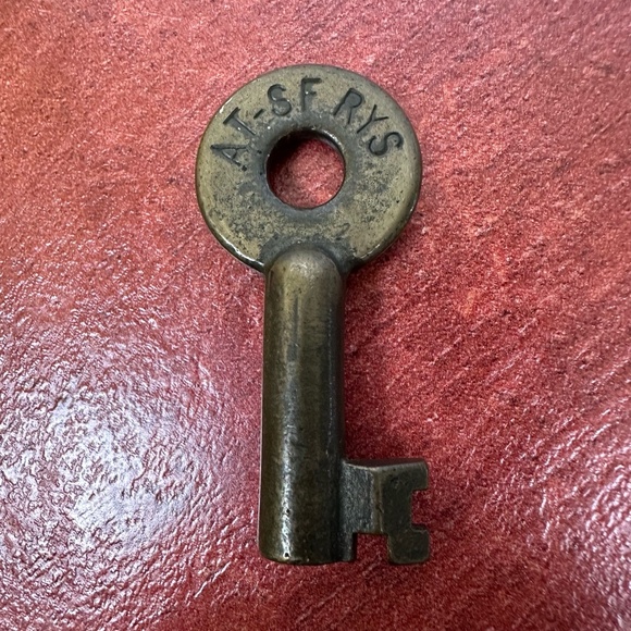 Santa Fe Railroad | Accents | At Sf Railroad Brass Stamped Barrel Key ...